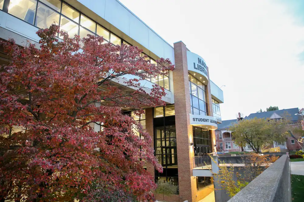 News | Gannon students partner with Erie Bird Observatory to research ...